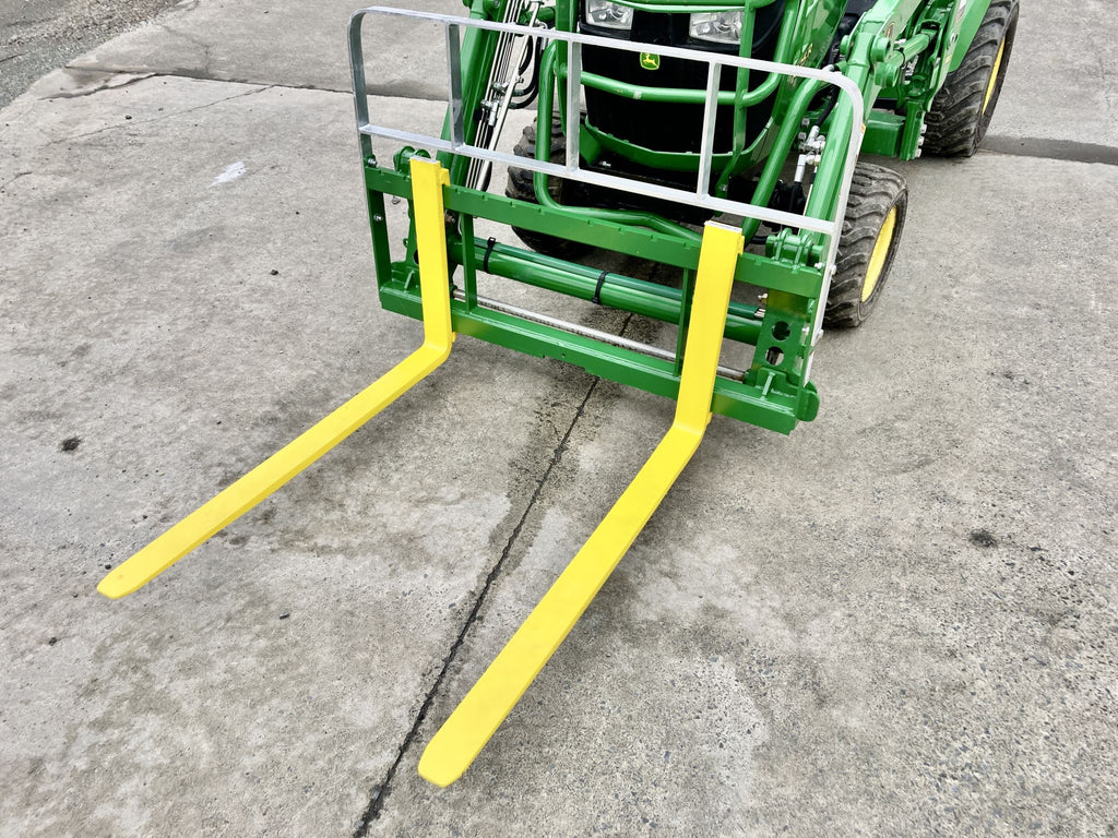 John Deere Compact Tractor Pallet Forks 1000KG – Implements Direct