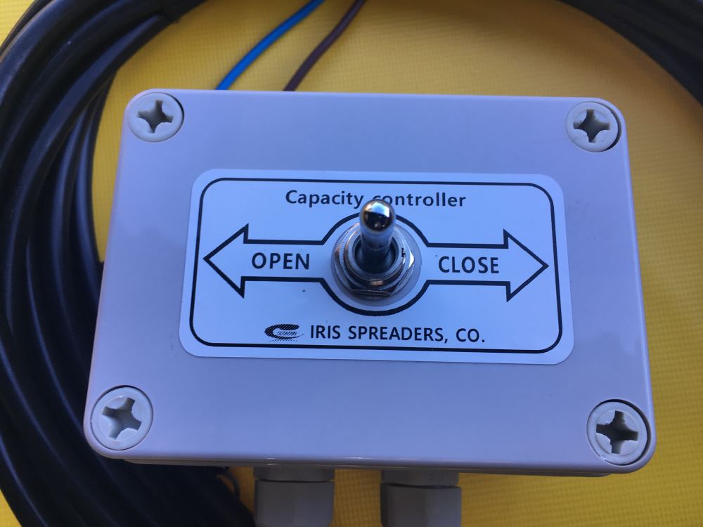 PTO Fertiliser Spreader Remote Control. Side Dress – Implements Direct